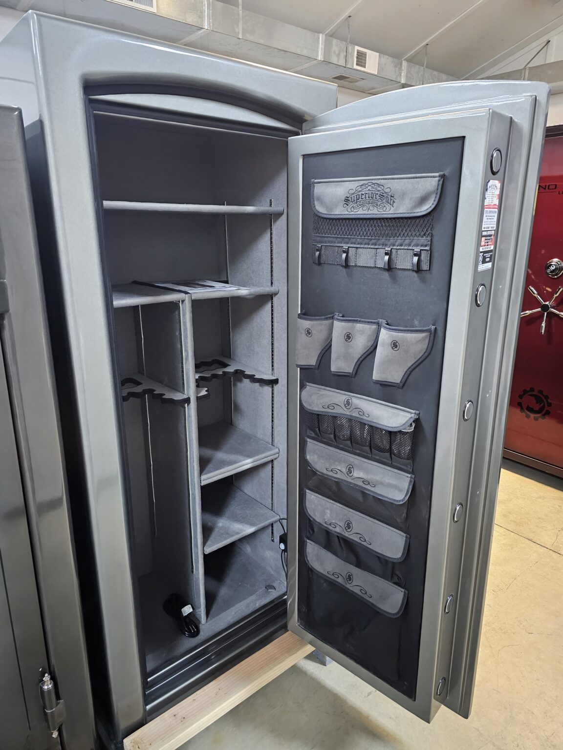 Superior Master 30 (Platinum High Gloss) | Parker's Safes and Security ...